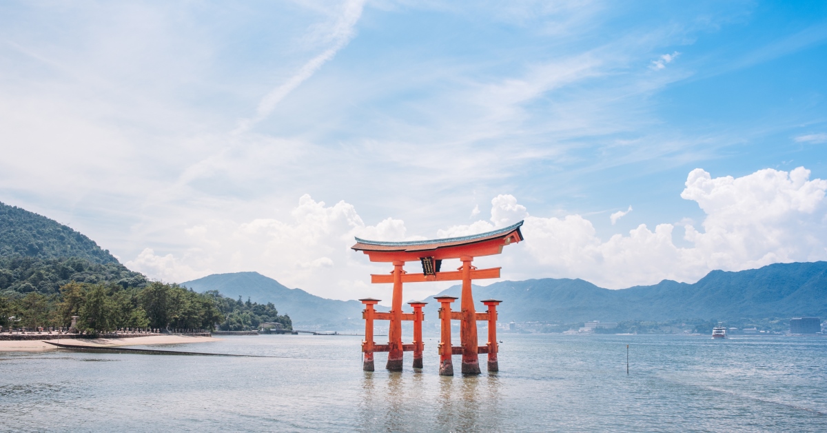 Miyajima Island: A picture-perfect day trip in Japan | Intrepid Travel ...