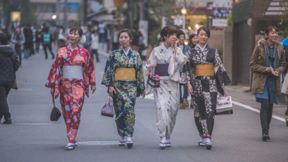 Etiquette in Japan: Your Ultimate Guide to Minding Your Manners ...
