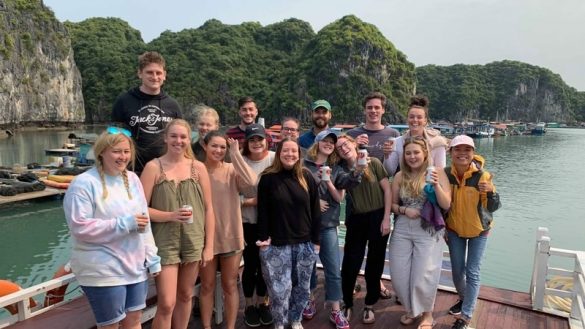 How to make friends on a group trip (from someone who's done it before)