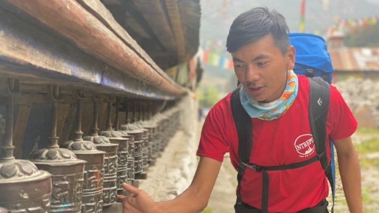 It's official: Phurba Sherpa is the world's best outdoor guide ...