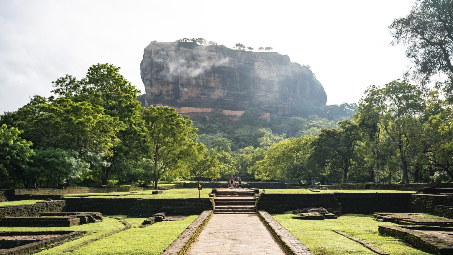 6 reasons to put Sri Lanka at the top of your travel wishlist ...