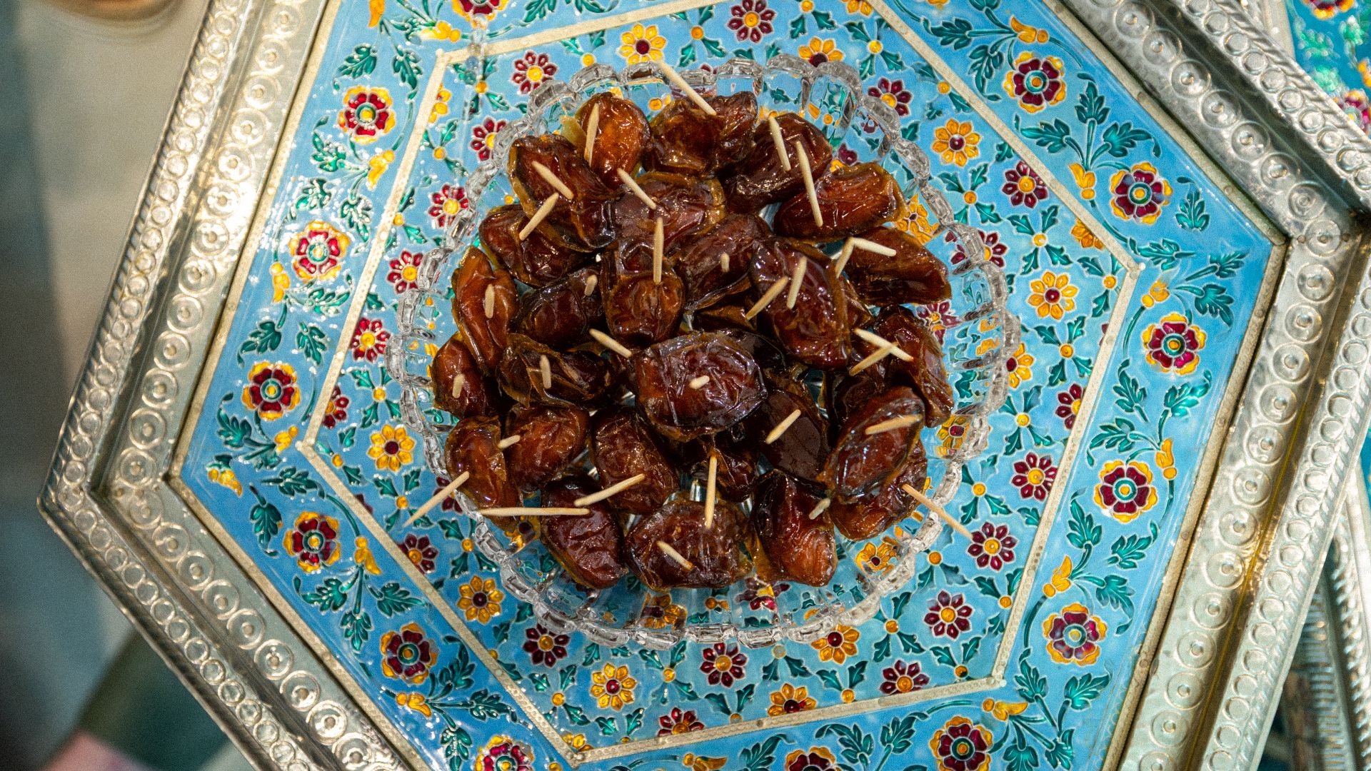 The best traditional foods to try in Saudi Arabia | The Good Times by ...