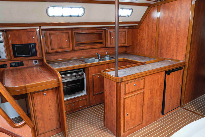 Ocean Star 56 | Intrepid Travel AU